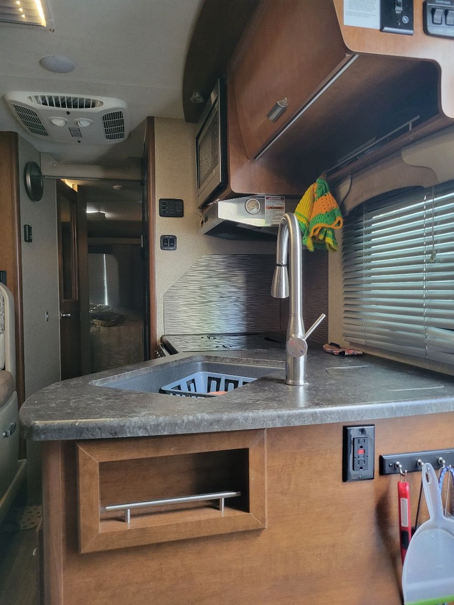 2020 Lance Travel Trailer 2375 - National Vehicle