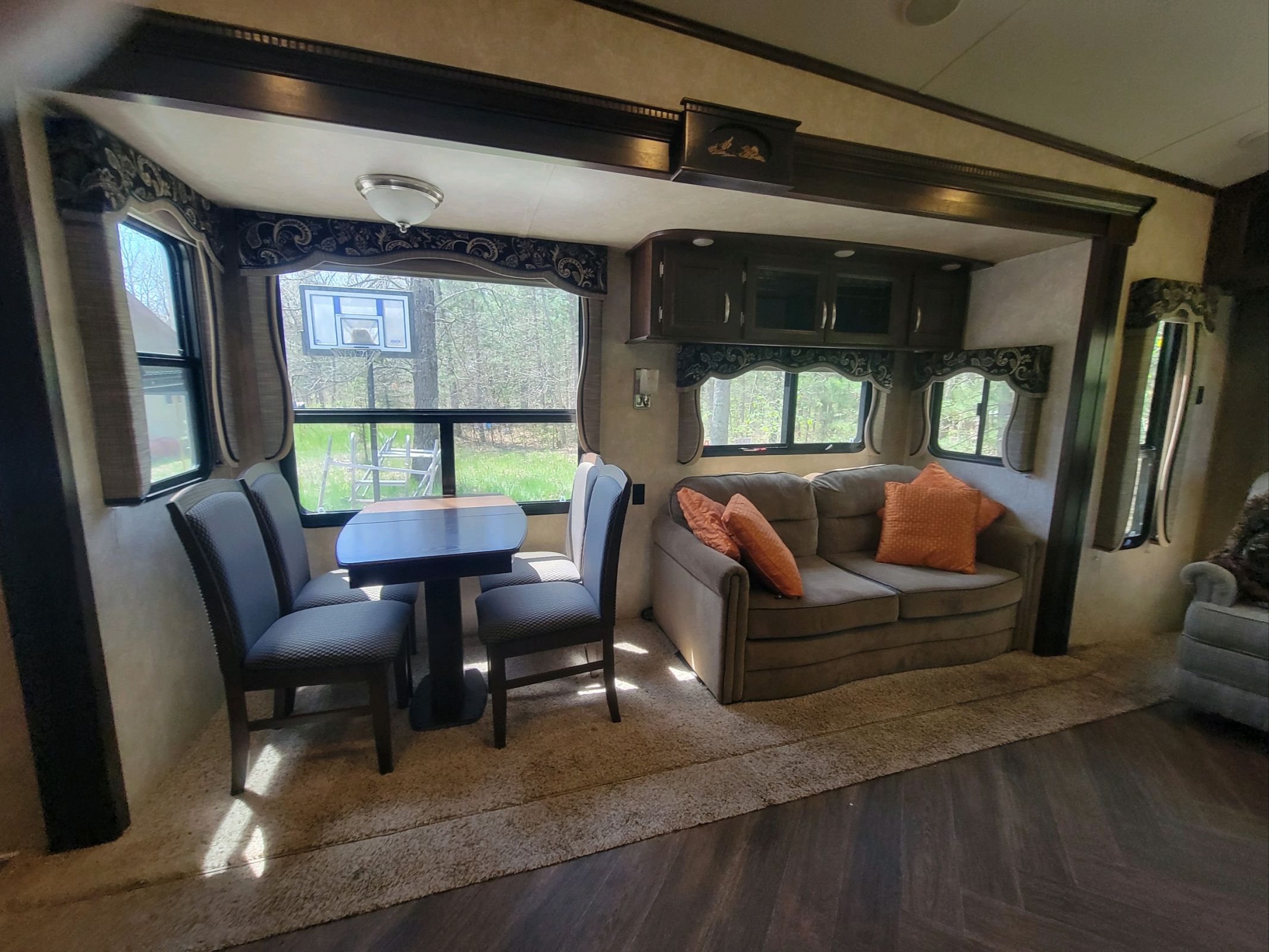 2014 Keystone Montana Mountaineer 331RLT - National Vehicle