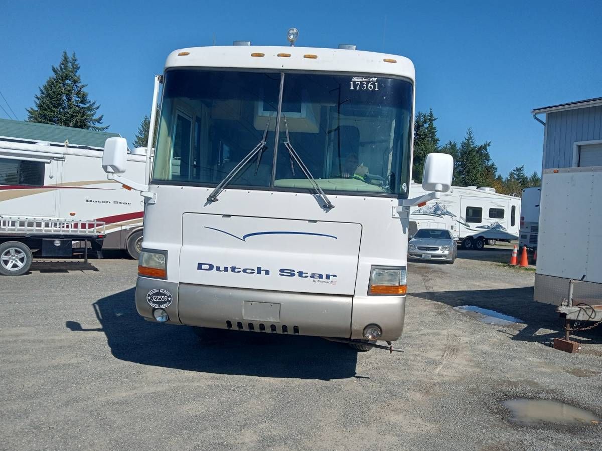 2001 Newmar Dutch Star 3851 - National Vehicle
