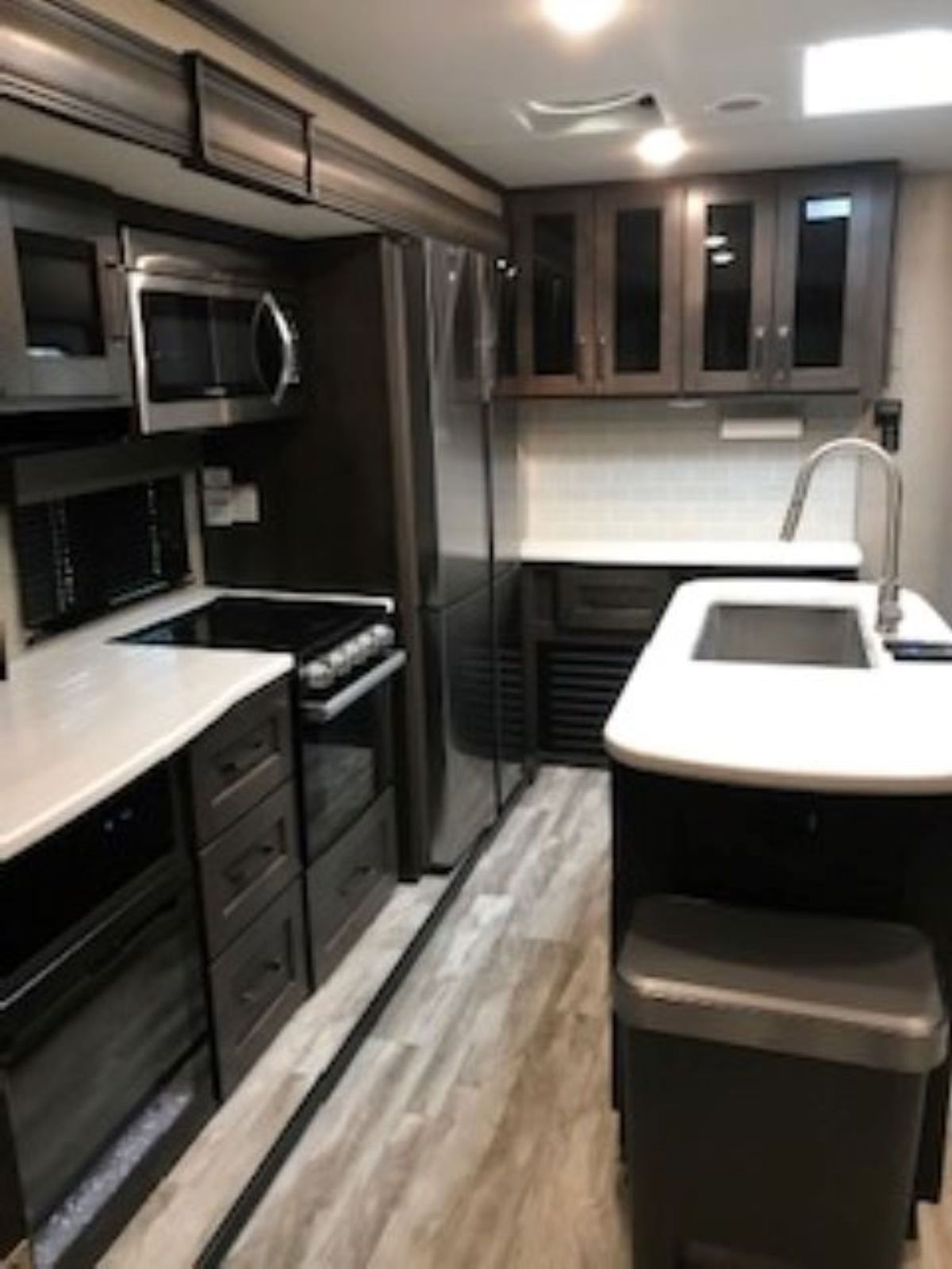 2022 Grand Design Reflection 312BHTS - National Vehicle