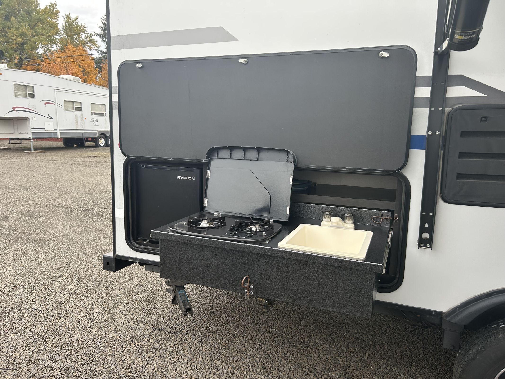 2019 Venture RV Sonic SN220VRB - National Vehicle